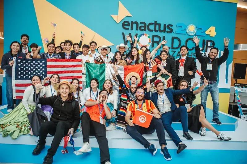 Qué Hacemos – Enactus